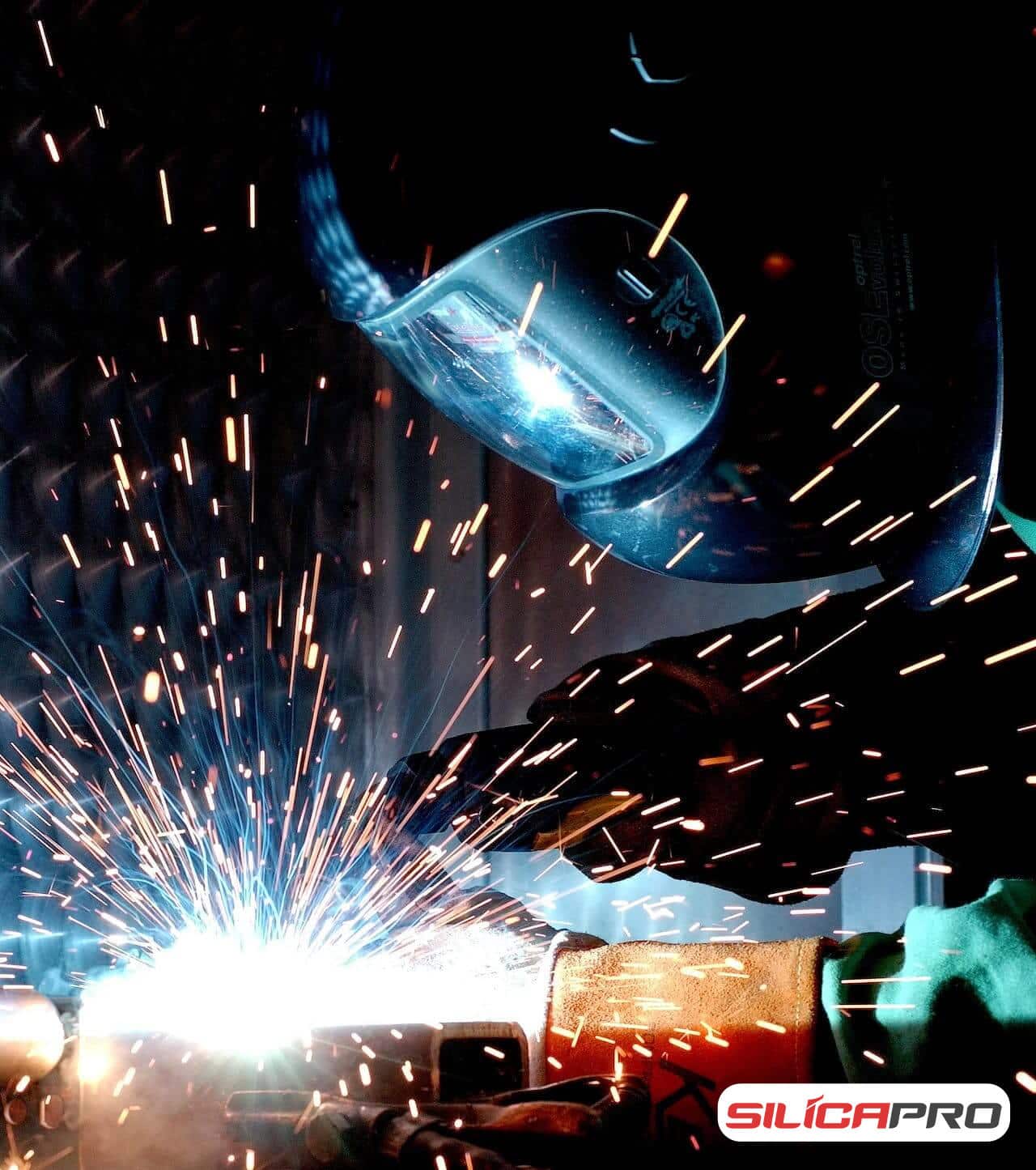 How to Set Up a Fiberglass Welding Garage - SILICAPRO